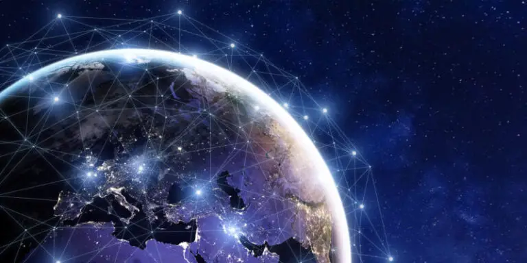 Internet - definição, vantagens, desvantagens e características